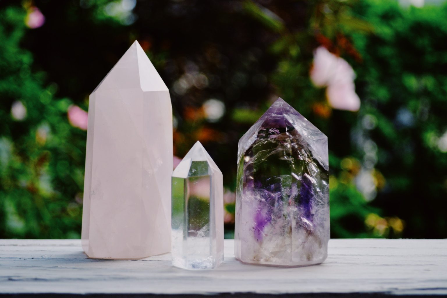 Wiccan Stones and Crystals: A Complete Guide · Wiccan Gathering